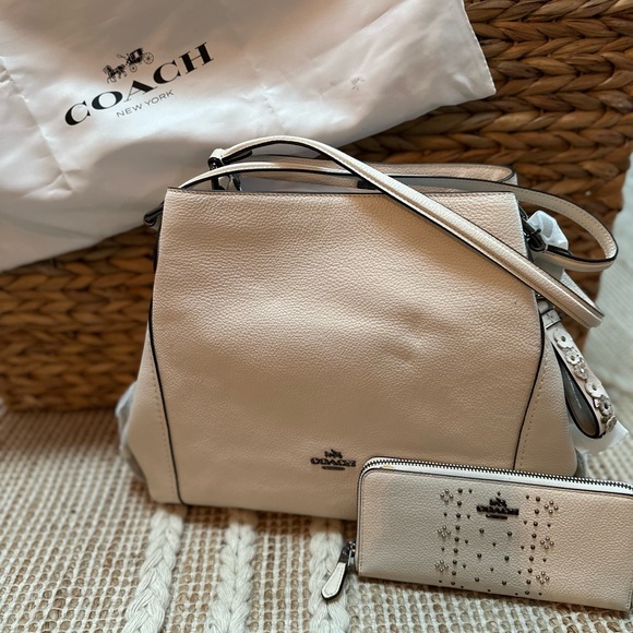 Coach | Bags | Coach Edie Shoulder Bag 3 With Star Rivets And Wallet ...